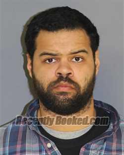 Recent Booking / Mugshot for DANIEL MOQUETE in Essex County, New Jersey