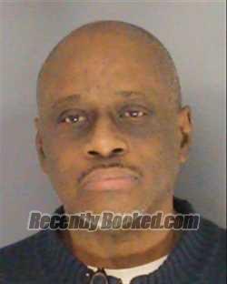 Recent Booking / Mugshot for DARRYL L HUGHES in Essex County, New Jersey