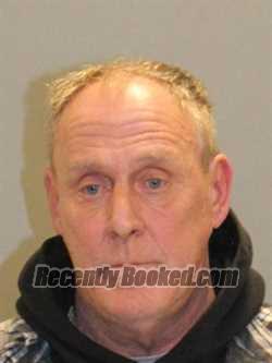 Recent Booking / Mugshot for KENNETH T OLSEN in Essex County, New Jersey