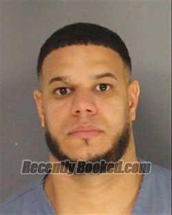 Recent Booking / Mugshot for LUIS FERNANDEZDELACRUZ in Essex County, New Jersey