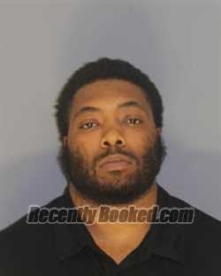 Recent Booking / Mugshot for JUSTIN T DAVIS in Essex County, New Jersey