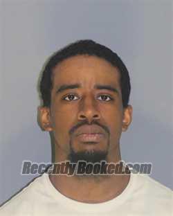 Recent Booking / Mugshot for JEVAUGHN A TRAVERS in Essex County, New Jersey