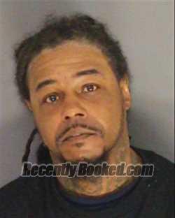 Recent Booking / Mugshot for BOBBY PERRY in Essex County, New Jersey