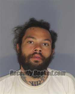 Recent Booking / Mugshot for RICKY D BURTON in Essex County, New Jersey