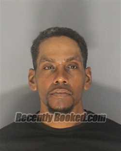 Recent Booking / Mugshot for JERRELL MURRAY in Essex County, New Jersey