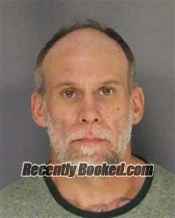 Recent Booking / Mugshot for KEITH REID in Essex County, New Jersey