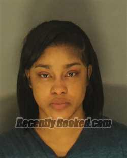 Recent Booking / Mugshot for BRITANY WRIGHT in Essex County, New Jersey