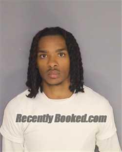 Recent Booking / Mugshot for J'KIER PERRY in Essex County, New Jersey