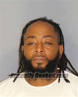 Recent Booking / Mugshot for MALIK HOWARD in Essex County, New Jersey