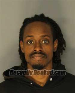 Recent Booking / Mugshot for TAVON J JAMES in Essex County, New Jersey