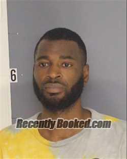 Recent Booking / Mugshot for NATHANIEL CRAIG in Essex County, New Jersey