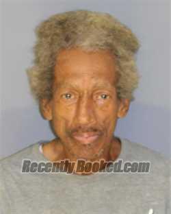 Recent Booking / Mugshot for KIM W JOHNSON in Essex County, New Jersey