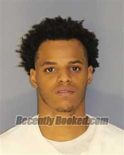 Recent Booking / Mugshot for DWAINE JONES in Essex County, New Jersey