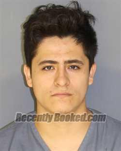 Recent Booking / Mugshot for DAVID S RENDON in Essex County, New Jersey