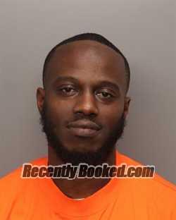 Recent Booking / Mugshot for ROBERT TAVARIS FREEMAN in Dorchester ...