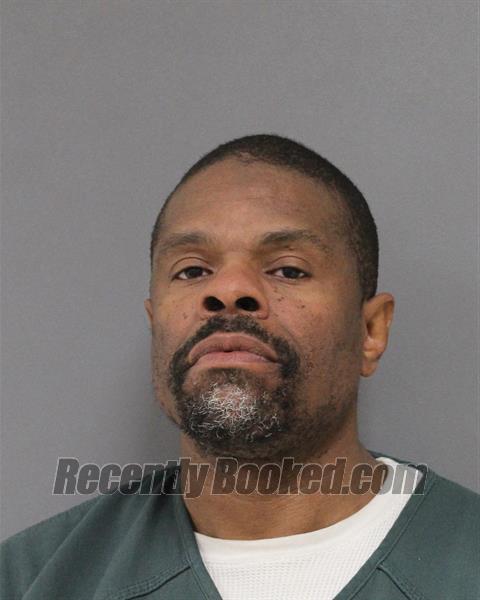Recent Booking / Mugshot for ERIC DELMONTE WIGGINS in Ocean County, New ...