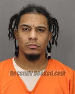 Recent Booking / Mugshot for EDWIN L VALENTIN in Salem County, New Jersey