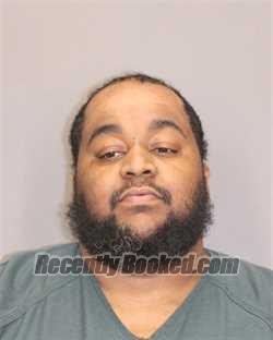 Recent Booking / Mugshot for MALCOM L MOORE in Salem County, New Jersey