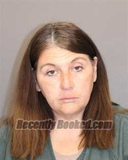 Recent Booking / Mugshot for TENNILE L VEGABANKS in Salem County, New ...