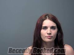 Recent Booking / Mugshot for HUNTER MARIE DARR in Baxter County, Arkansas