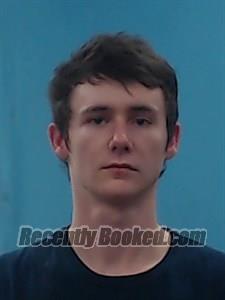 Recent Booking / Mugshot for Robert Brandon Burroughs in Boone County ...