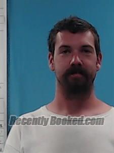 Recent Booking / Mugshot for Dalton Zackary Arnold in Boone County ...