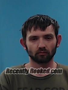 Recent Booking / Mugshot for Travis Daniel Smith in Boone County, Arkansas