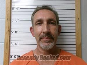 Recent Booking / Mugshot for Michael Eric Keating in Cleburne County ...