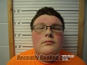 Recent Booking / Mugshot for Dakota Melvin Lee Archer in Cleburne ...