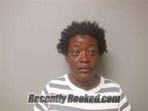 Recent Booking / Mugshot for Edwina Latoni Greer in Craighead County ...