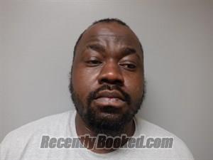 Recent Booking / Mugshot for Dontra Clevon Webb in Craighead County ...