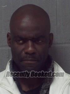 Recent Booking / Mugshot for Avery L Gaines in Crittenden County, Arkansas