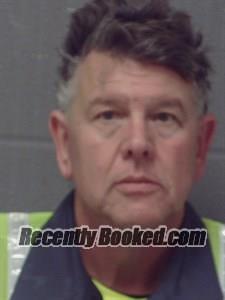 Recent Booking / Mugshot for Jason Scott Springhart in Crittenden ...
