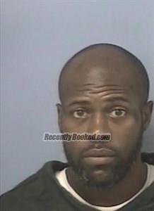 Recent Booking / Mugshot for Jonathan Lamont Simmons in Crittenden ...