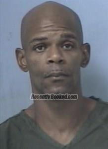Recent Booking / Mugshot for Robert Tavares Franklin in Crittenden ...