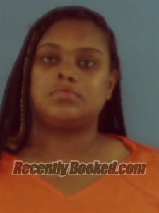 Recent Booking / Mugshot for Shabria Washington in Crittenden County ...