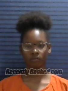 Recent Booking / Mugshot for Kiana Marie Berry in Dallas County, Arkansas
