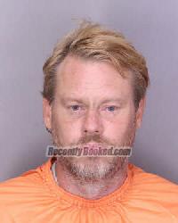 Recent Booking / Mugshot for GRAYSON MAXIE HUGGINS in Florence County ...