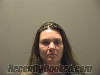 Recent Booking / Mugshot for AMBER NICOLE FREEMAN in Garland County ...