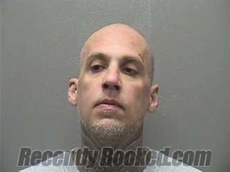 Recent Booking / Mugshot for KENNETH DEWAYNE MORROW in Garland County ...