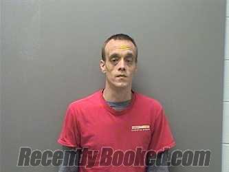 Recent Booking / Mugshot for BRANDON DEWAYNE RAGSDALE in Garland County ...
