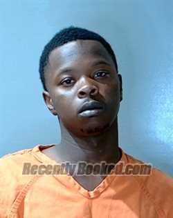 Recent Booking / Mugshot for Thomas Deontay Mccray in Georgetown County ...