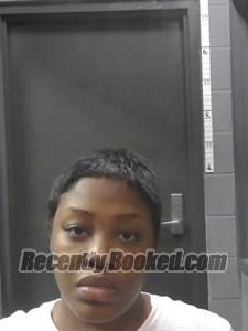 Recent Booking / Mugshot for Atavia Melissa Gorden in Johnson County ...