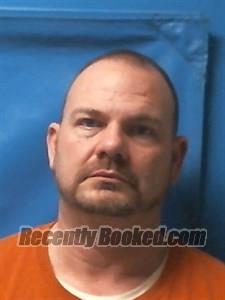 Recent Booking / Mugshot for Shawn MICHAEL LENIK in Johnson County ...