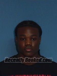 Recent Booking / Mugshot for Dareon Demetric Ellis in Lonoke County ...