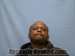 Recent Booking / Mugshot for REGINALD LEE JR THOMAS in Mississippi ...