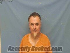 Recent Booking / Mugshot for Christopher Derwin Everhart in Pope County ...