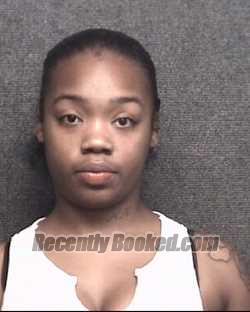 Recent Booking / Mugshot for MIAH CANDICE GOURDINE in Horry County ...