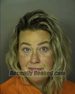 Recent Booking / Mugshot for KYRSTEN LYNN MCKNIGHT in Horry County ...