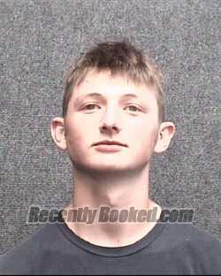 Recent Booking / Mugshot for LUCAS STEPHEN QUEEN in Horry County, South ...